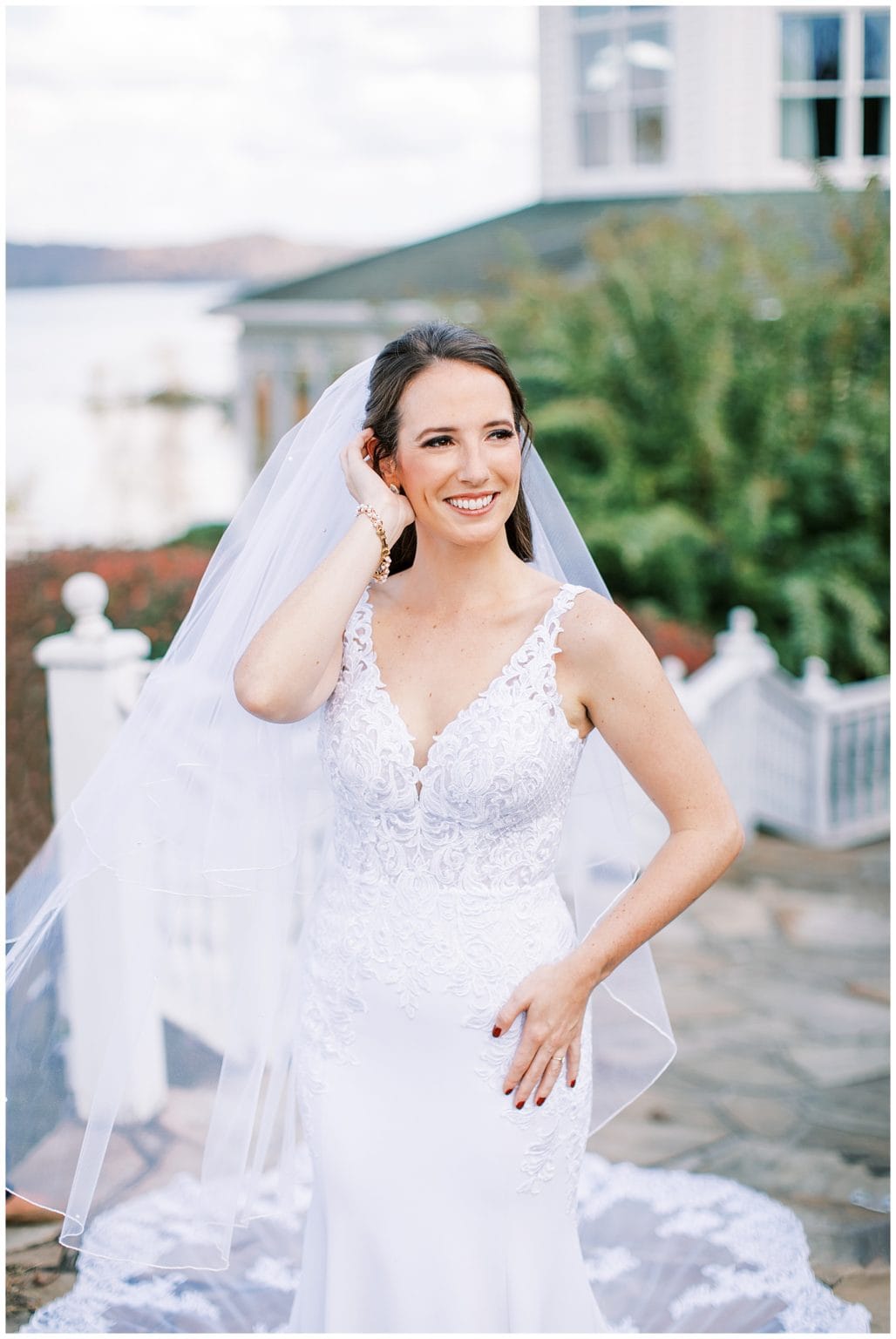 Breathtaking Bridal Portraits at The Whitestone Country Inn - Danielle ...