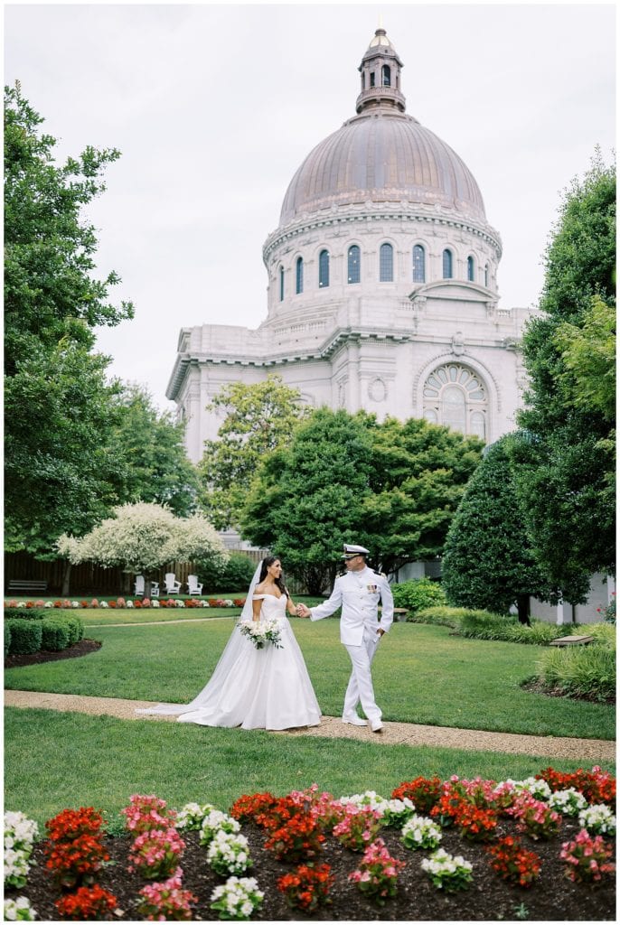 The Ultimate Virtual Walkthrough: A Naval Academy Chapel Wedding ...