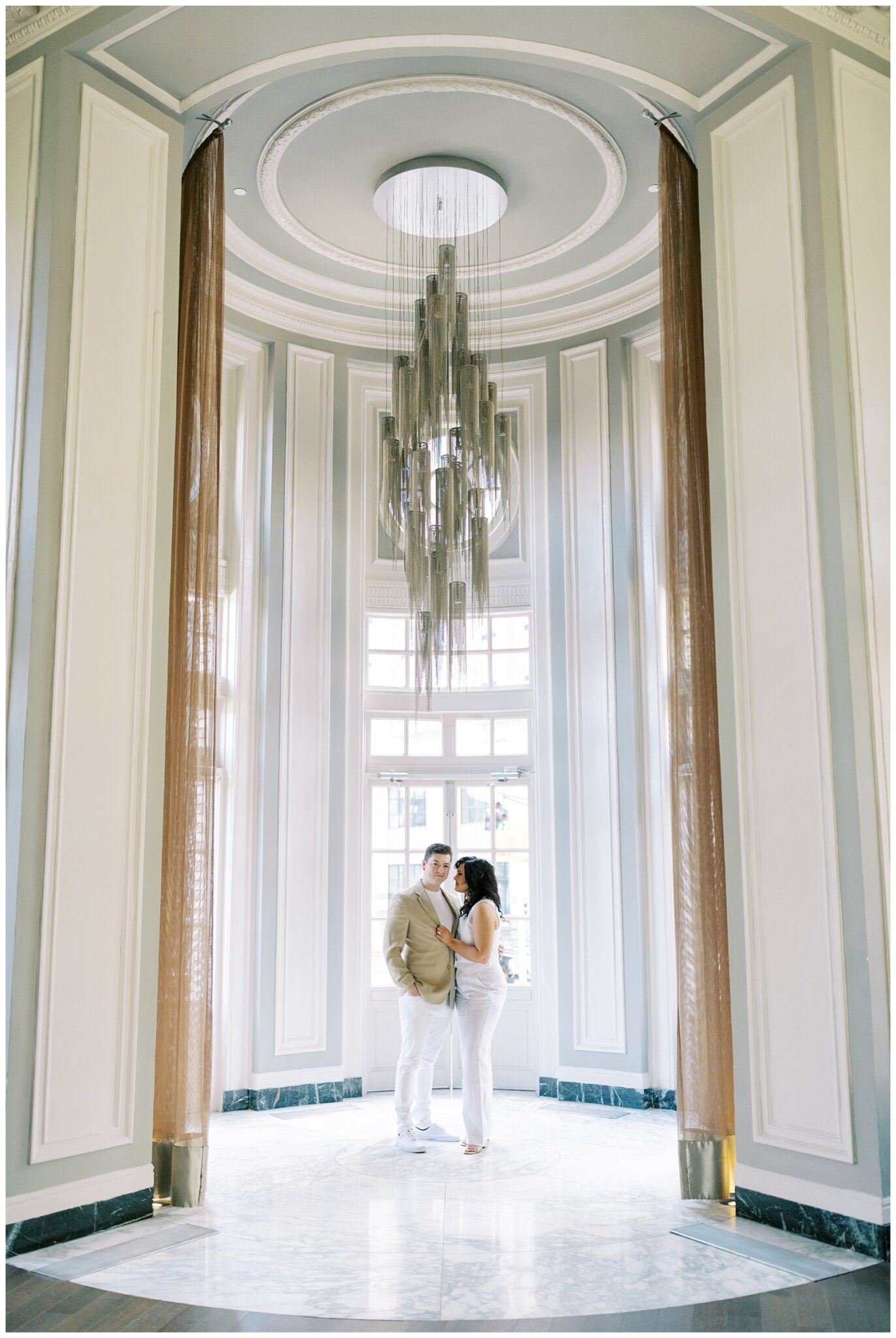 20 Super Stylish Georgian Terrace Hotel Engagement Photos Atlanta ...