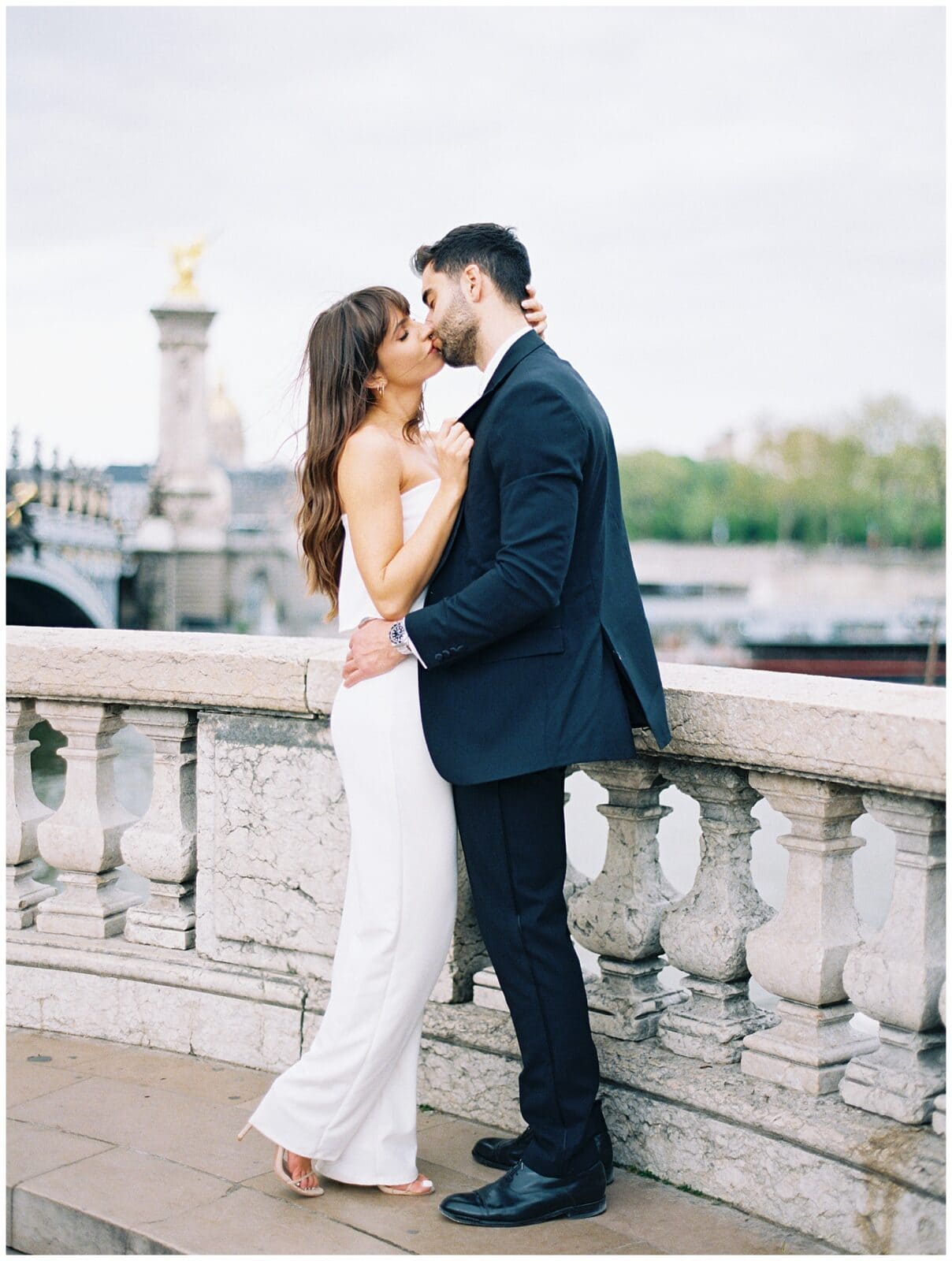 The Ultimate Guide to Paris Engagement Pont Alexandre III Photos ...